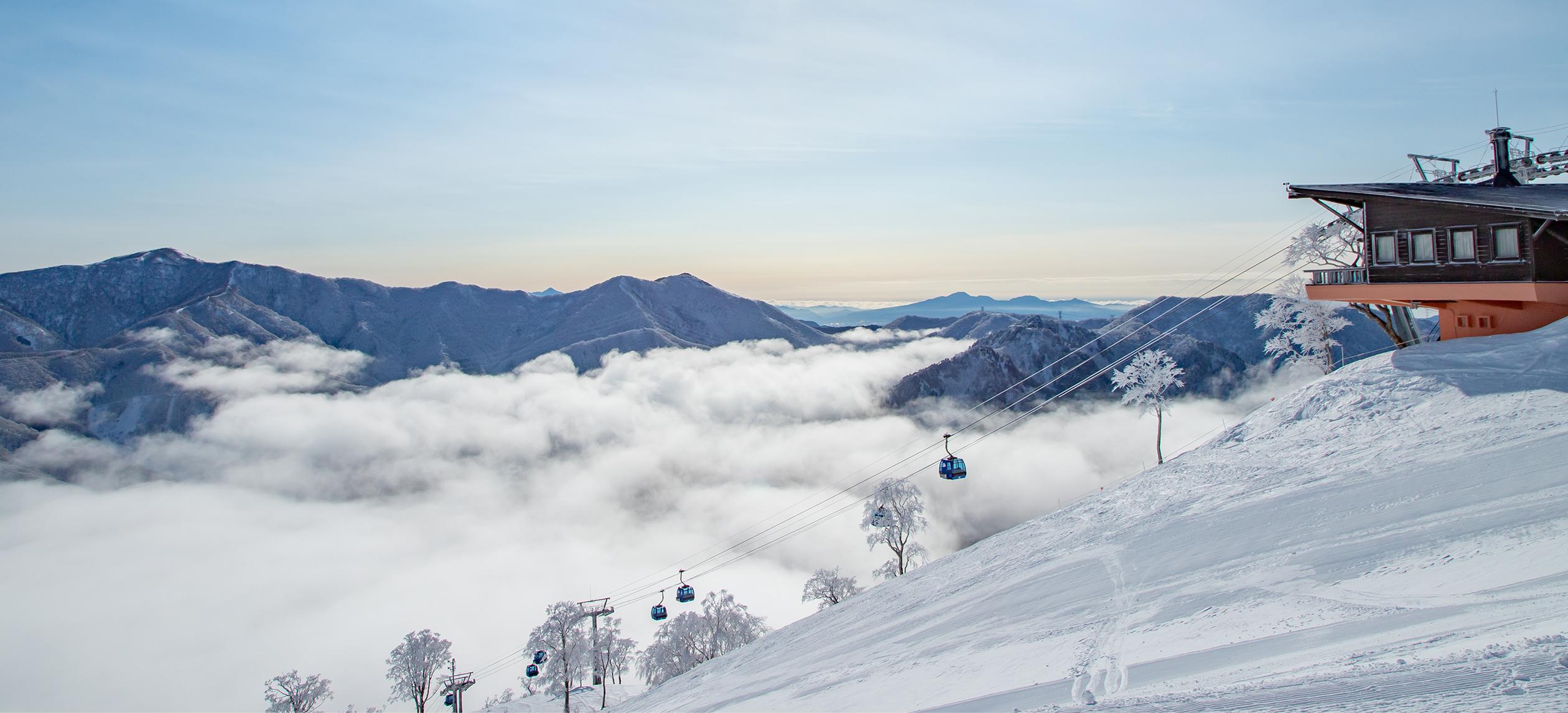 公式サイト | 苗場プリンスホテル